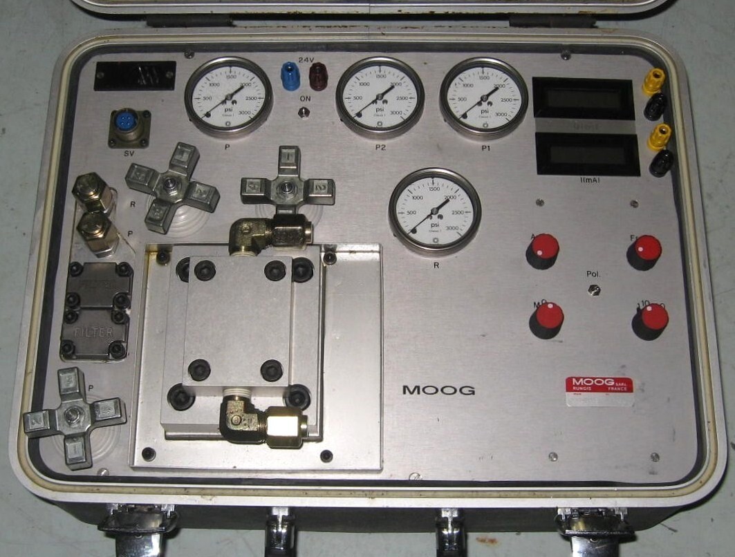 MOOG Portable F087-119b Servo Valve Analyzer/tester for sale online | eBay