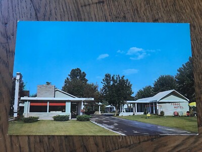 The Forge Motel Sevierville Tennessee Pigeon Forge Postcard | eBay