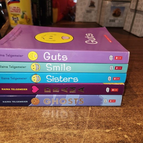 Lot of 5 Graphic Novels By Raina Telgemeier SMILE~SISTERS~DRAMA~GHOSTS ...