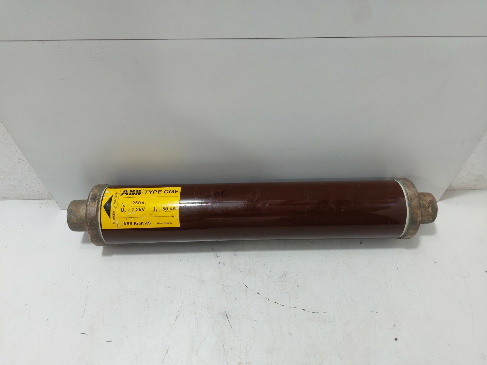 ABB TYPE CMF 7.2KV 250A FUSE | eBay