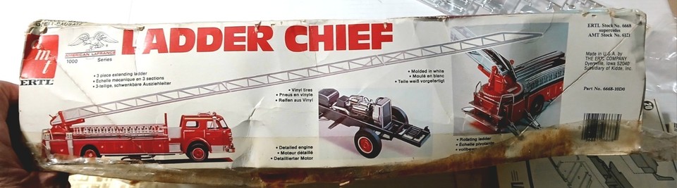 Vintage AMT ERTL Ladder Chief Fire Engine Model Kit USA Made Open Box ...