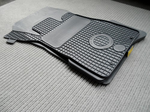 All season rubber floor mats for Mercedes Benz W202 S202 c class 1993 ...