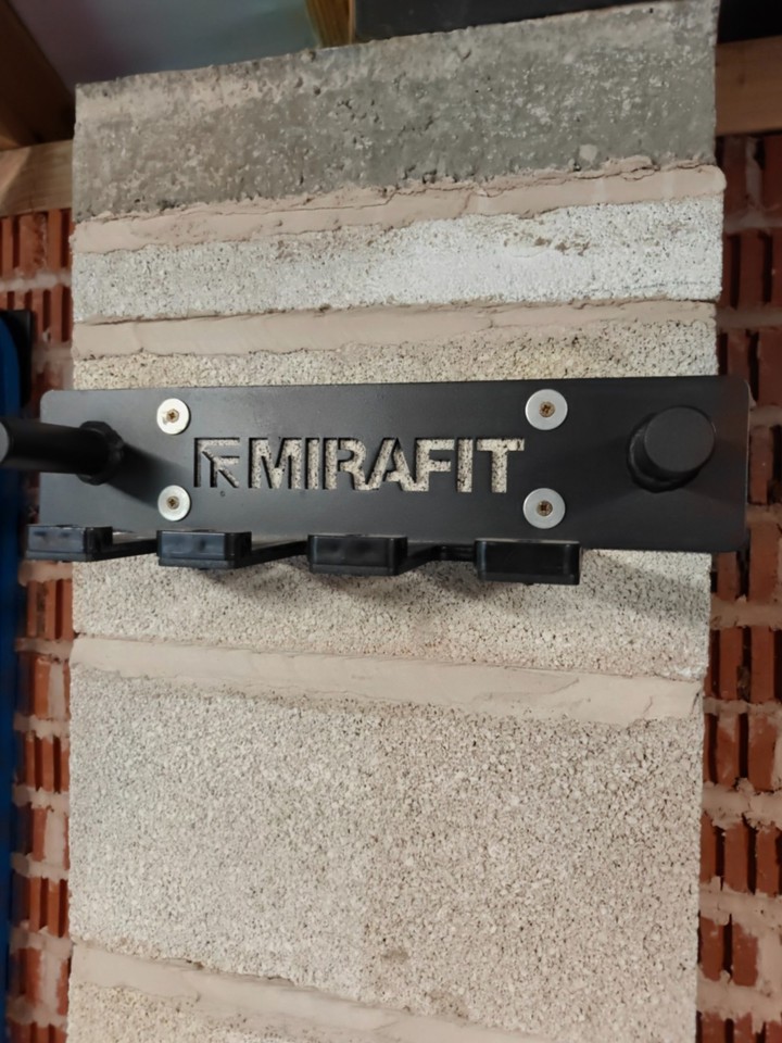 Power Rack with Pulley Cable System, Bumper Plates, Bars & More / Home ...