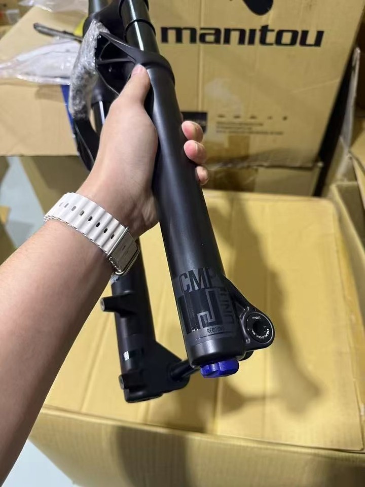 Manitou Junit Comp 24" Junior Boost Fork, 100mm Travel, TS Air for ...