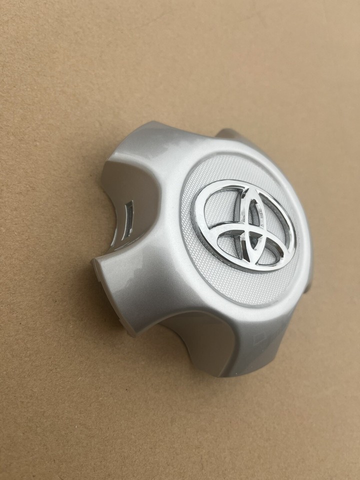 TOYOTA 4260B-0R010 RAV4 2006-2012 4260342120 WHEL CENTR CAP 4260B-0R020 ...
