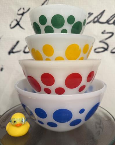 Agee Pyrex *Made in Australia* Polka Dot Set of 4 Mixing Bowls Hard to ...