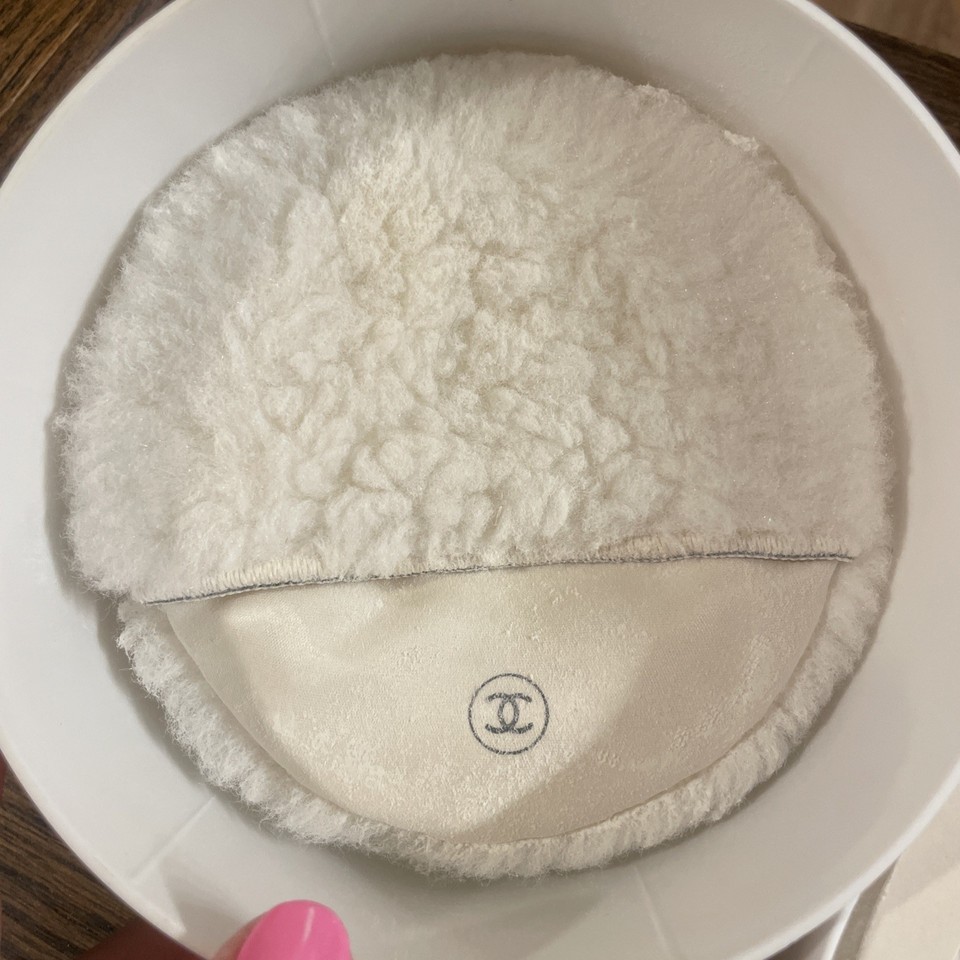 Vintage CHANEL No. 5 White Dusting Bath Powder with Puff & Screen ...