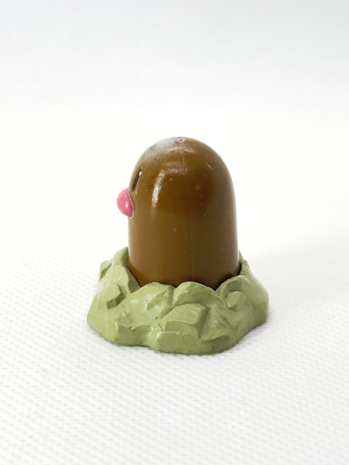 Diglett Figure Original Pokémon Nintendo CGTSJ TOMY Moncolle 1999 ...