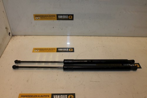 GASDRUCKFEDERN SET HINTEN Volkswagen Golf VII (AUA) 2016 5G6827550C ...