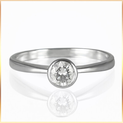 0.30ct Solitaire Round Diamond Bezel Ring 18K White Gold Ladies Smooth ...
