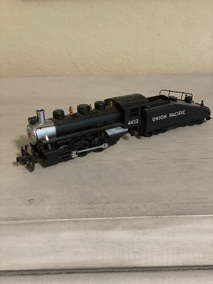 HO Bachmann USRA 0-6-0 & Vanderbilt Tender - Union Pacific #4432 ...
