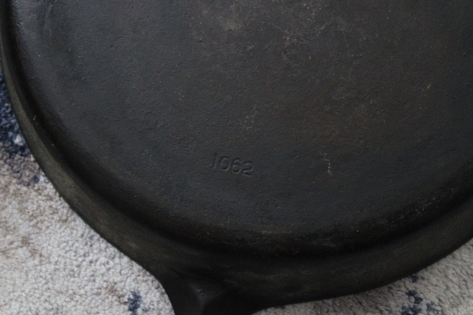 Wagner Ware #12 1062 Cast Iron Skillet Vintage 13.5 Inches Sidney Ohio ...