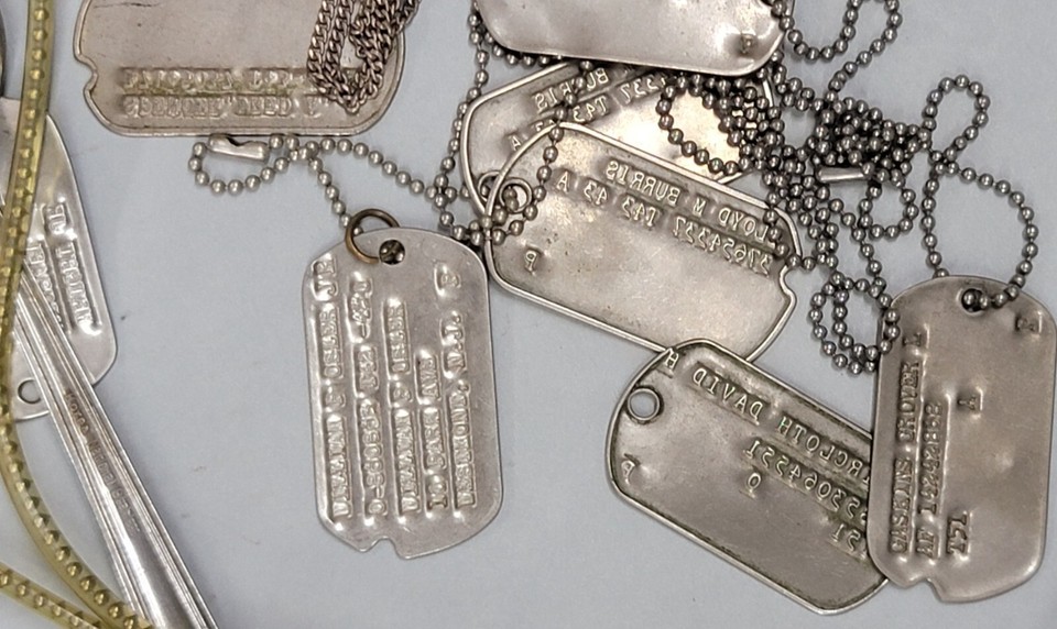 Original WWII US Military DOG TAG Collection 12 Notch Edge, 36+ Other ...