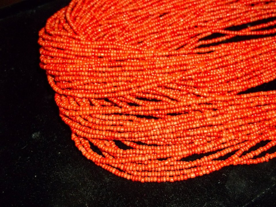 Brilliant 35 inch, 30 strand sead beed coral coloured Southwestern ...