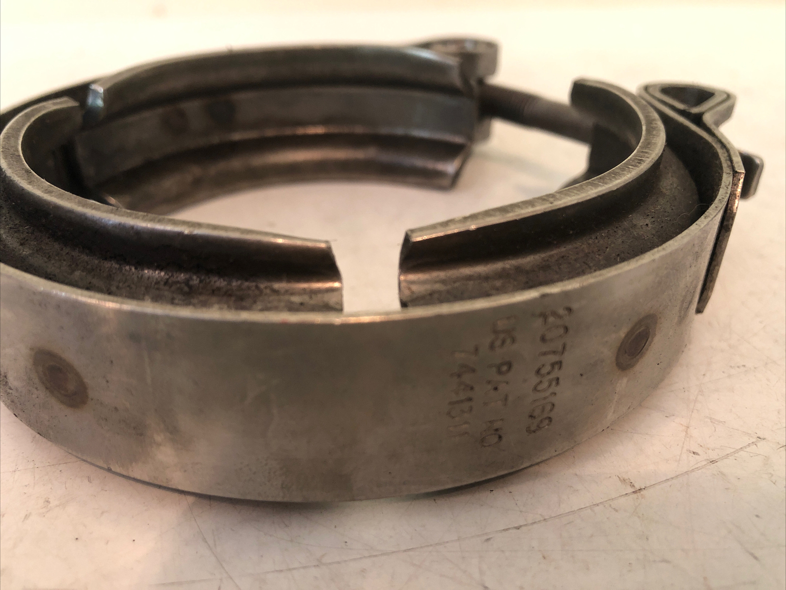 GENUINE VOLVO V-BAND CLAMP MACK 20755169 USED | eBay