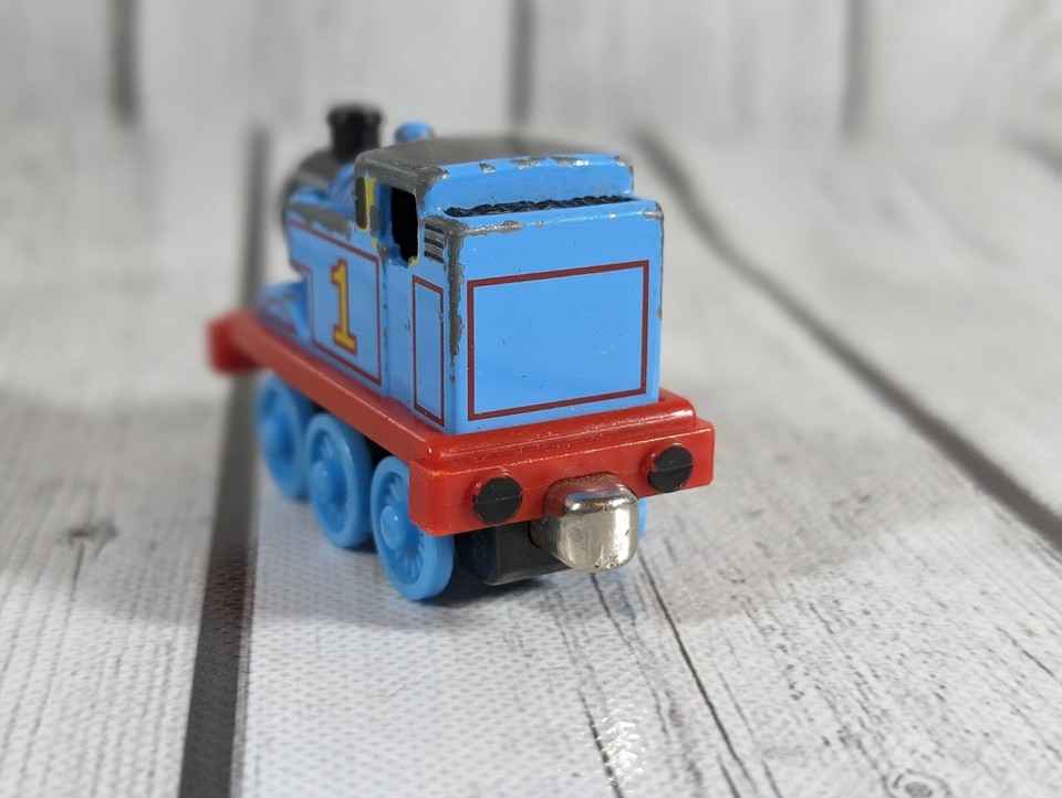 WORKING HARD THOMAS FRIENDS TRAIN TAKE N PLAY Take Along Diecast | eBay