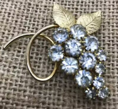 Vintage 60s Rhinestone Grape Vine Pin Brooch Hand Set Stones | eBay