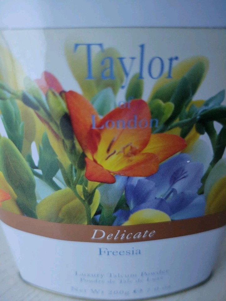 Taylor of London Delicate Freesia Luxury Talcum Powder England 200g. 7 ...