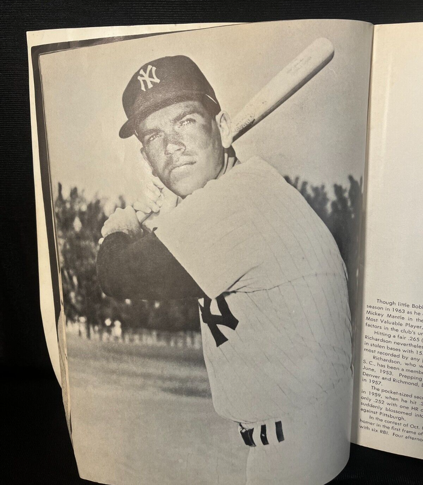 NY Yankees 1964 MLB Yearbook Baseball Mantle Maris W/Newspaper ...