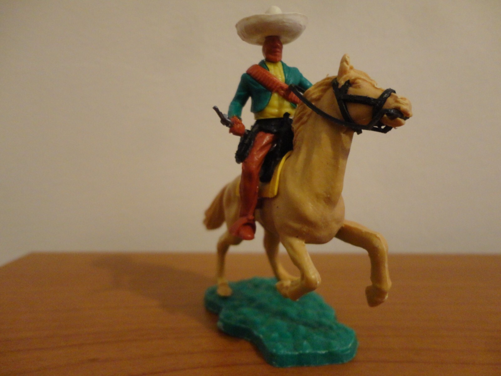 TIMPO WILD WEST SWOPPET 2nd SERIES MOUNTED MEXICAN BANDIT #9 | eBay