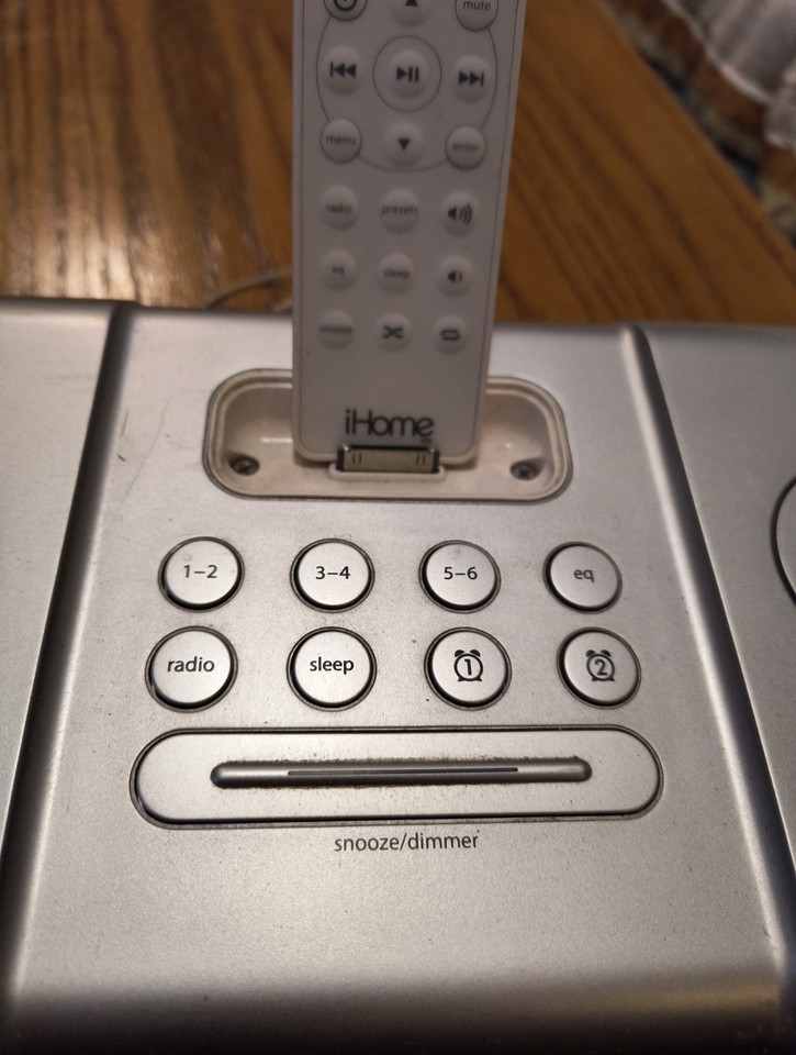 iHome iH9 Clock Radio Stereo Speaker System with iPod iPhone Dock ...