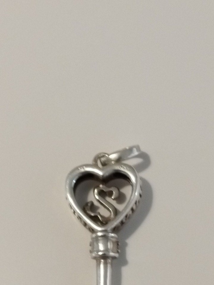 925 Sterling JWBR Kay Jewelers Jane Seymour Real Diamond Heart Key ...