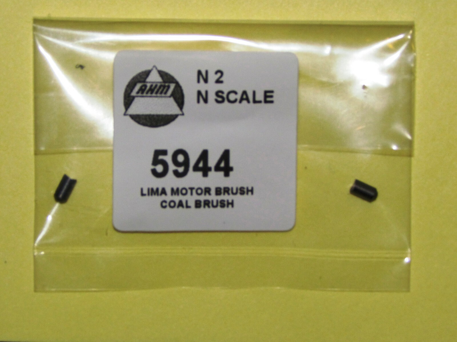 2 OF LIMA N SCALE MOTOR BRUSH PART 5944 (COAL BRUSH) AHM RIVAROSSI BY ...