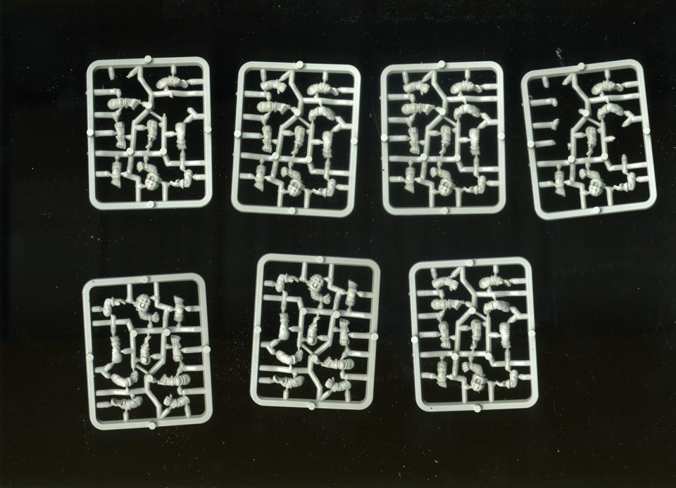 40K OOP space dwarfs raiders manque 4 figurines | eBay.de