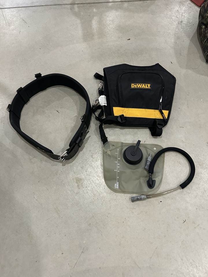 Dewalt Belt and Shoulder Strap Combo Kit | eBay