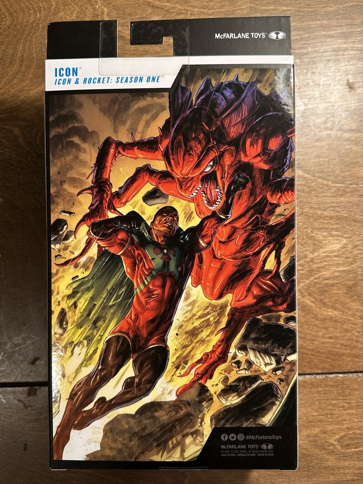 McFarlane DC Multiverse Icon Platinum Edition Chase Action Figure box ...