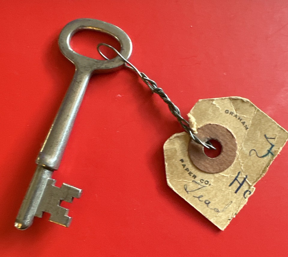 Vintage Antique Solid Steel Yale & Towne Skeleton Key Marked F 16 | eBay