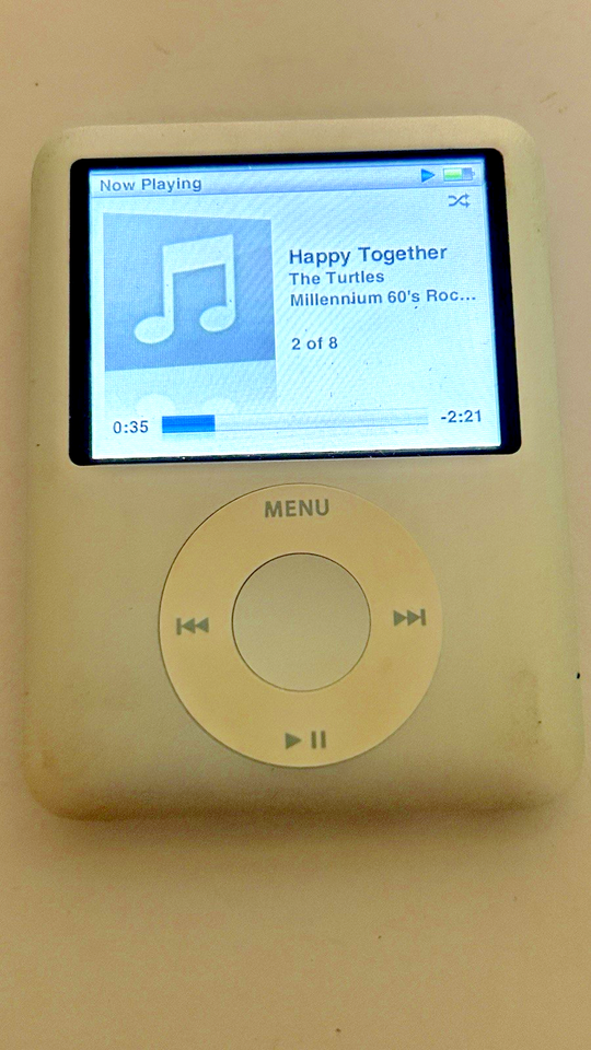 Apple iPod Nano 3rd Generation A1236 4GB Silver (WORKING) | eBay