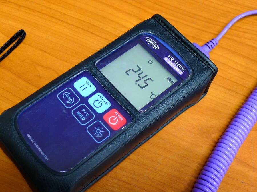 Anritsu HR-1200E Handheld precision Thermometer | eBay