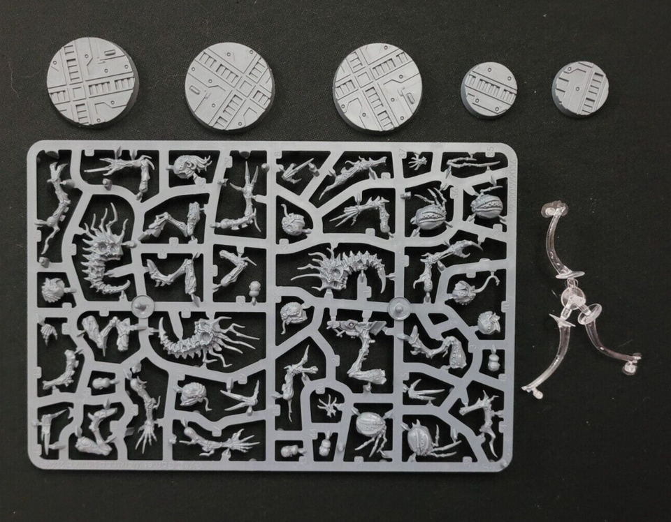 Necromunda Malstrain Genestealer Abomination Gang 1 sprue 5 models ...