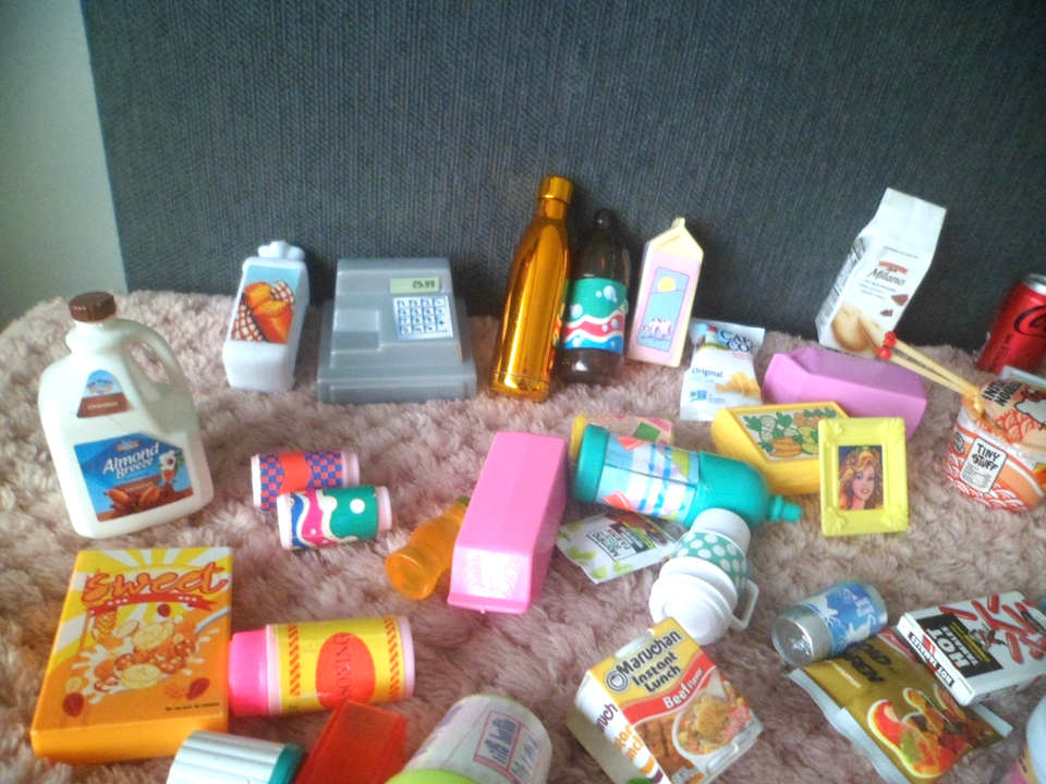 BUNDLE BARBIE DOLLS MINI SUPERMARKET SHOPPING ACC,S MIXED LOT EX | eBay UK