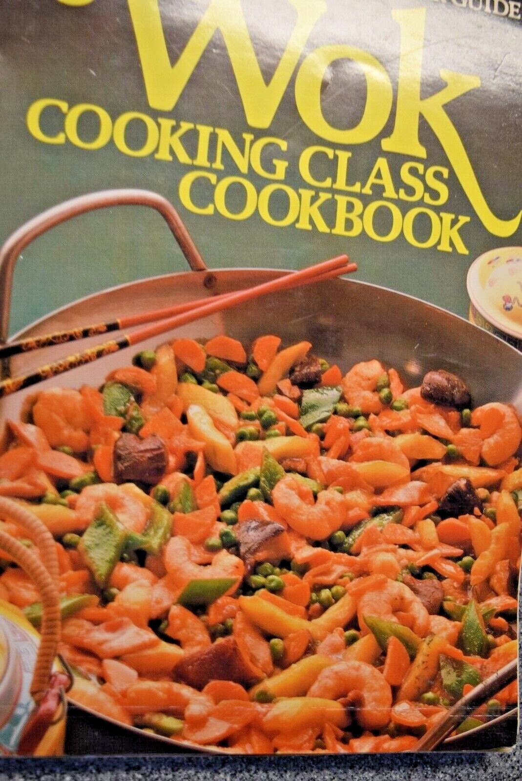 COOKBOOK WOK COOKING CLASS COOKBOOK BY EDITORS OF CONSUMER GUIDE ...