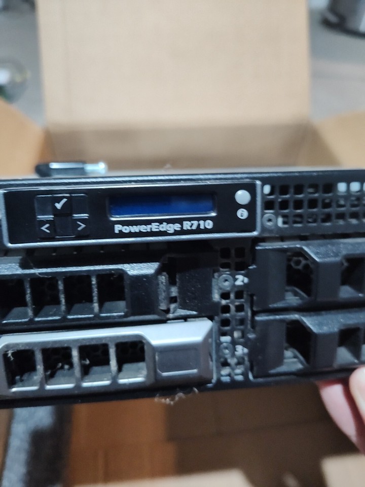 Dell PowerEdge R710 2U Server 2x5660 2.8GHz 12-cores /64gb Ram/2x Trays ...