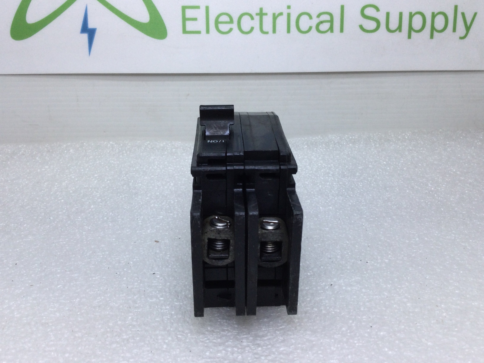 Square D QOU225 2 Pole 25 Amp 120/240v Circuit Breaker Din Rail Mount ...
