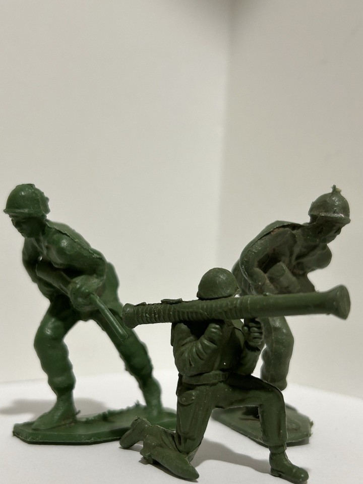 Military Toy Lot - Diff Sz & Scale Army & German Soldiers Jeep Tim-Mee ...