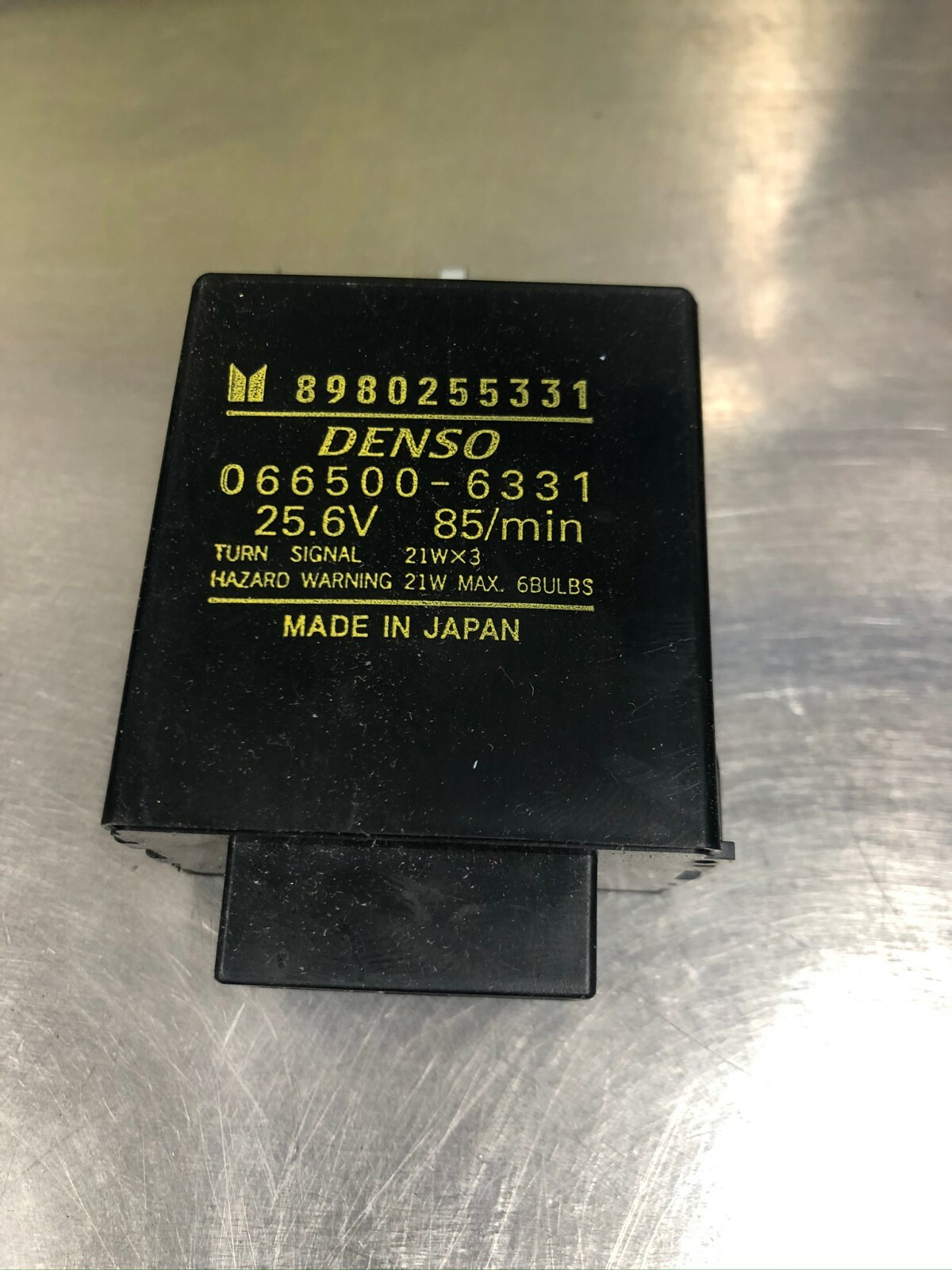 Isuzu Truck NPR N75 - FLASHER UNIT 8980255331 | eBay