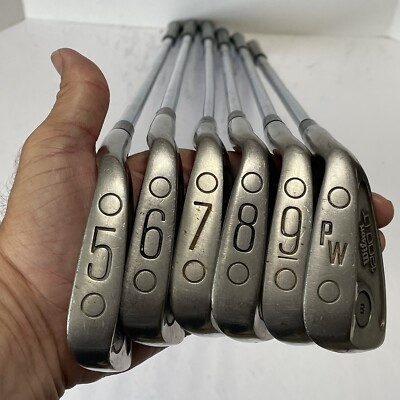 Wilson 1200 LT 5-PW Set Wilson Ultralite Steel Shafts Regular Flex RH ...
