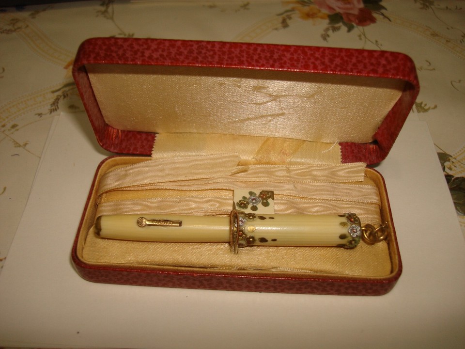 Antique 1925 Silk Neck Ribbon Peter Pan Fountain Pen 14k Gold Nib ...