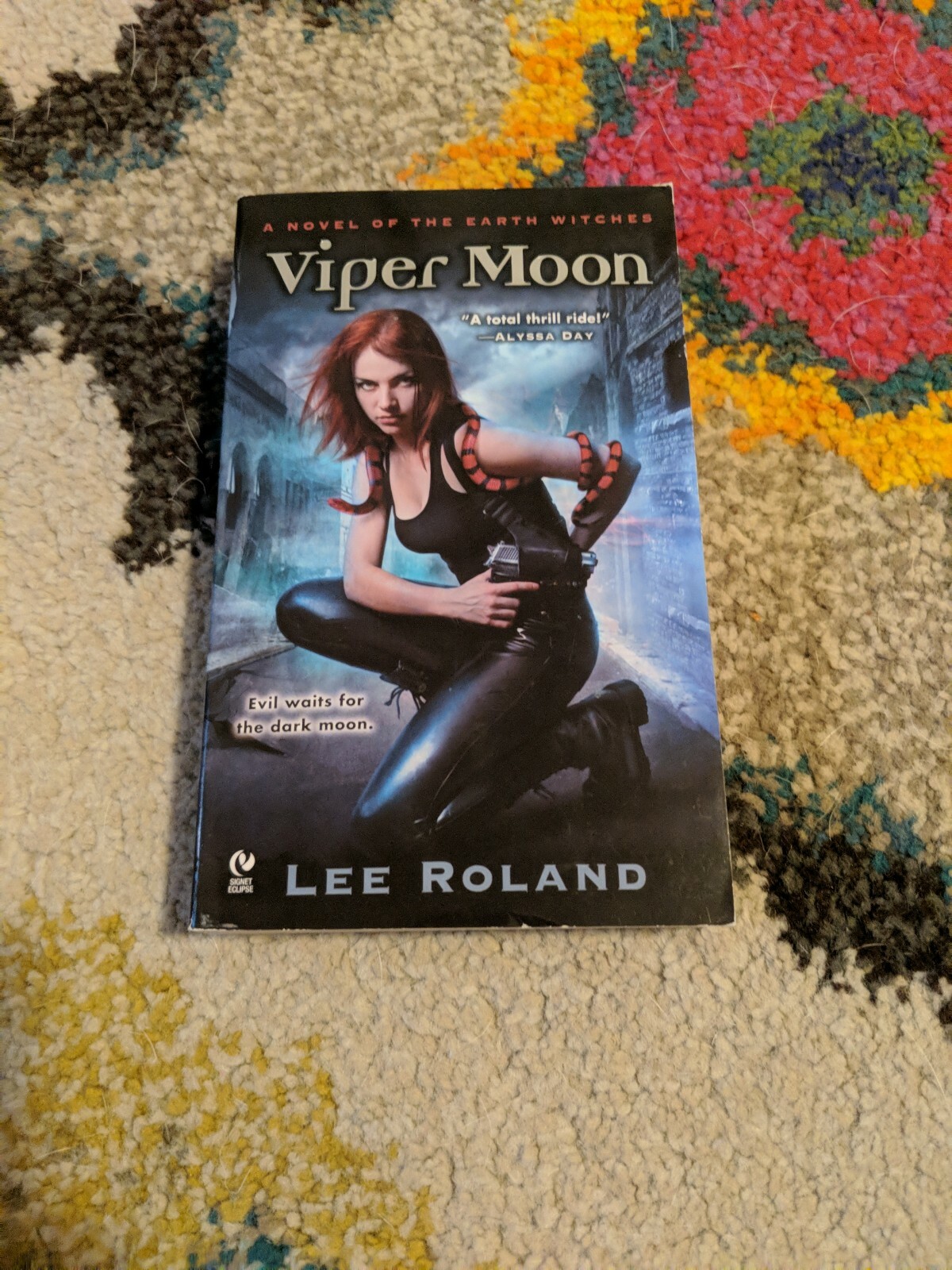 Novel of the Earth Witches Ser.: Viper Moon by Lee Roland (2011, UK- A ...