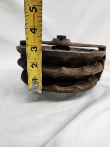 Vintage Ford Chain Block Co. 1 Ton Differential Block Model 28 Pulley ...