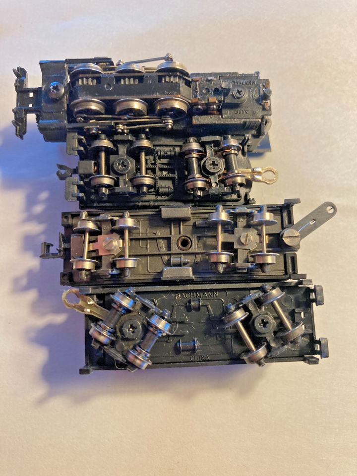 n scale 1 Engine & 3 Tenders (reseration requires) | eBay