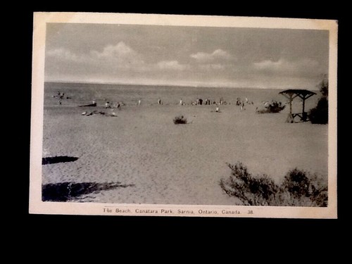 c1945 The Beach, Canatara Park, Sarnia, Ontario Vintage Picture ...