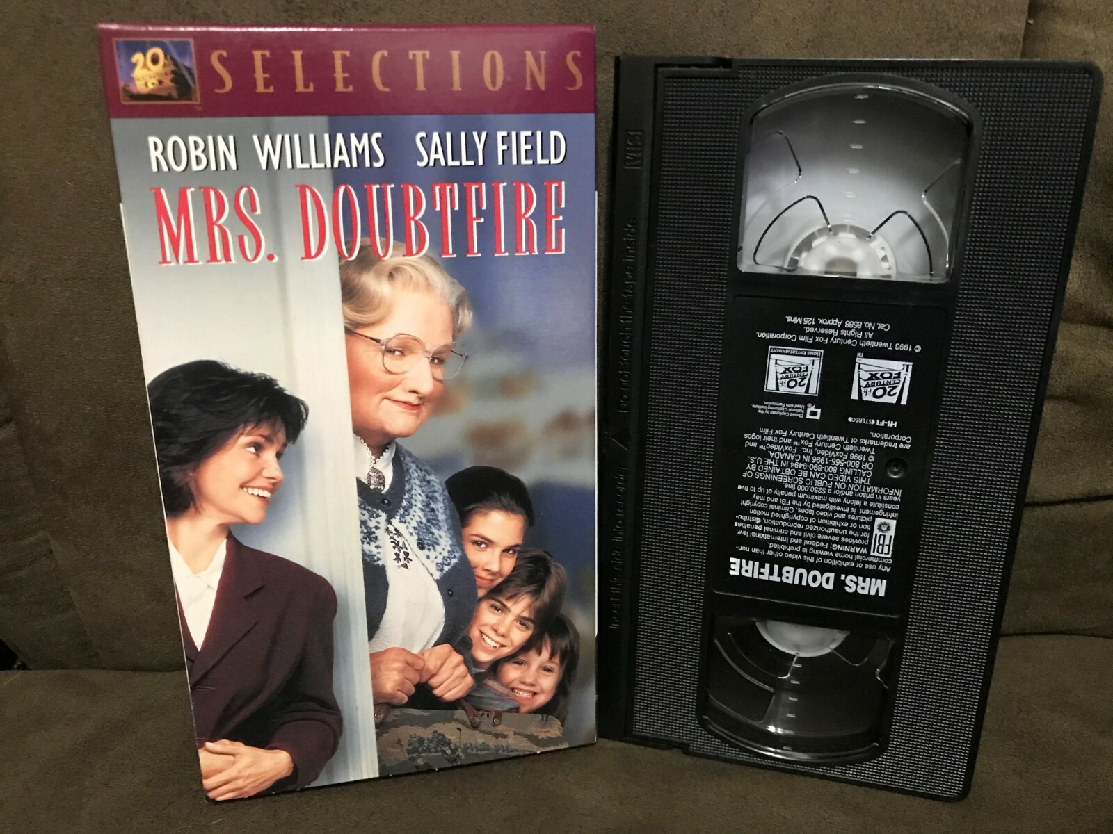 Mrs. Doubtfire (VHS, 2002, Selections) 24543029397| eBay