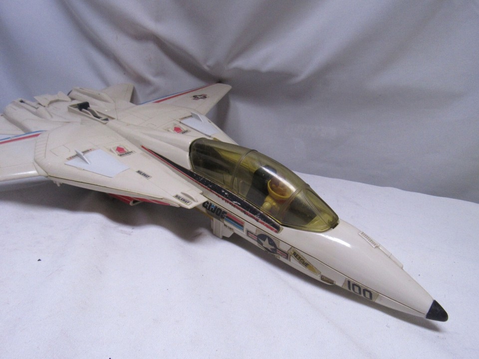 Hasbro GI Joe Sky Striker Jet Vehicle with Captain Ace Action Figure ...