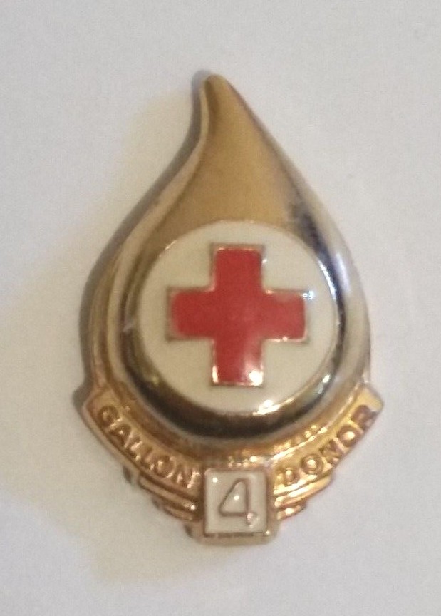 VINTAGE 1970'S RED CROSS BLOOD DRIVE 4 GALLON DONOR LAPEL PIN DROP ...
