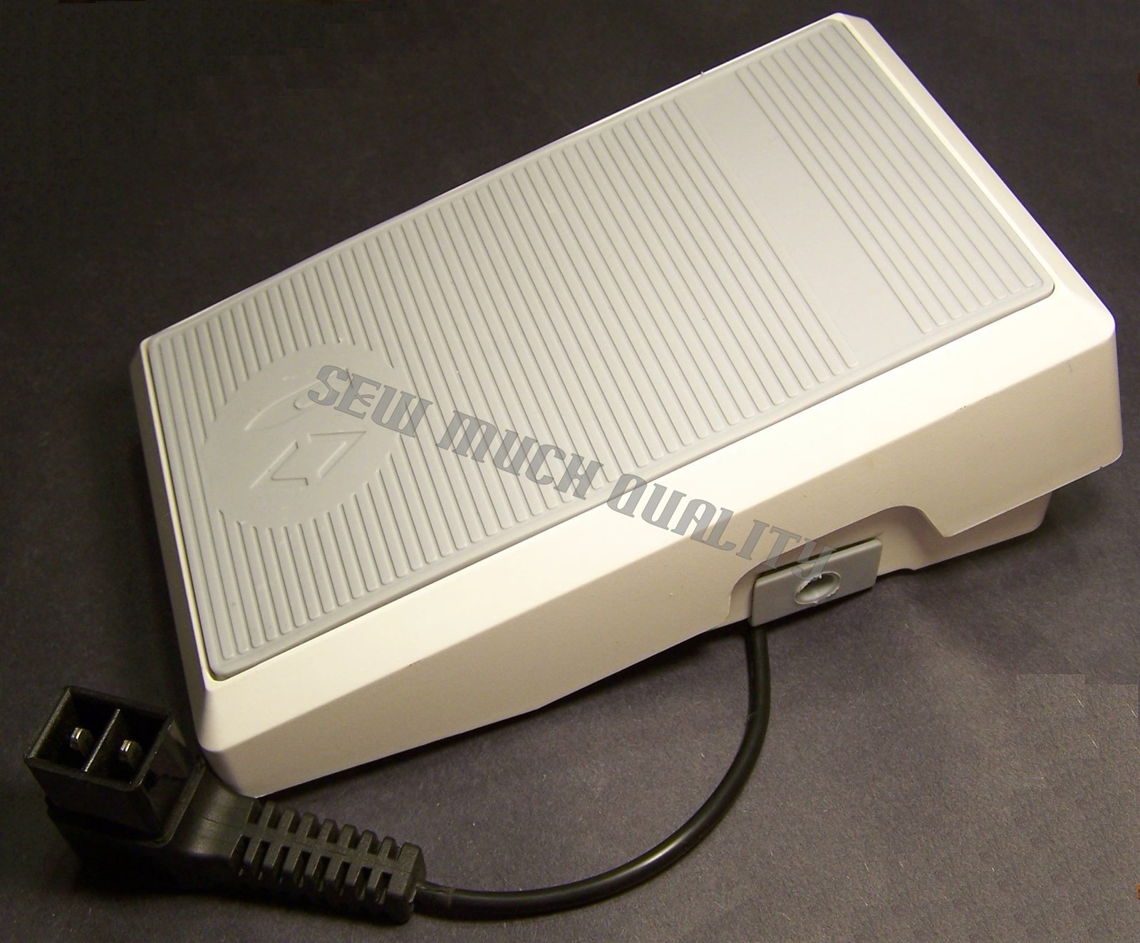 FOOT CONTROL PEDAL W/ Cord Bernina 1020 1030 1031 1080 1090 1120 1130 ...